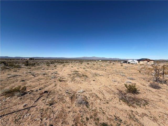 N Hualapai Dr, Dolan Springs, AZ 86441