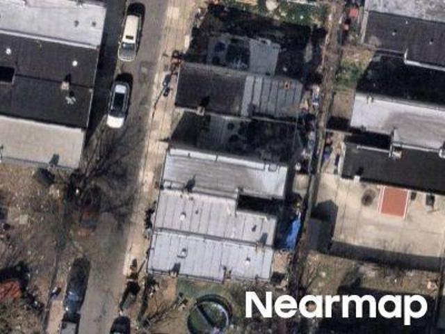 N Hutchinson St