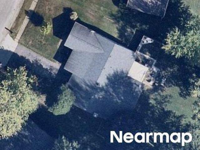 N Harbison Ave
