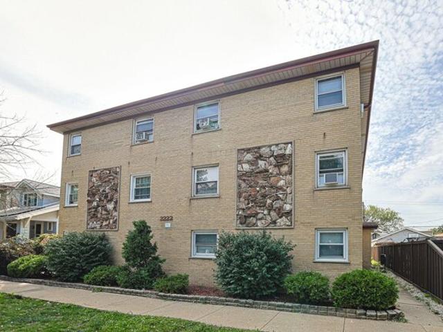 N Harlem Ave Apt Nw, Elmwood Park, Condo For Sale