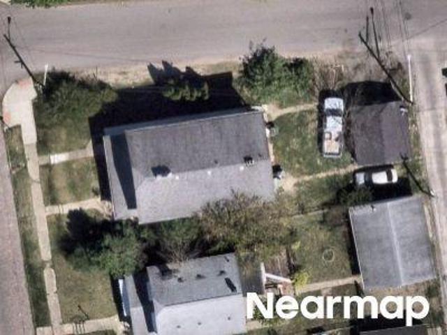 N Harris Ave
