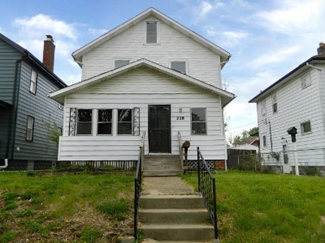 N Harris Ave