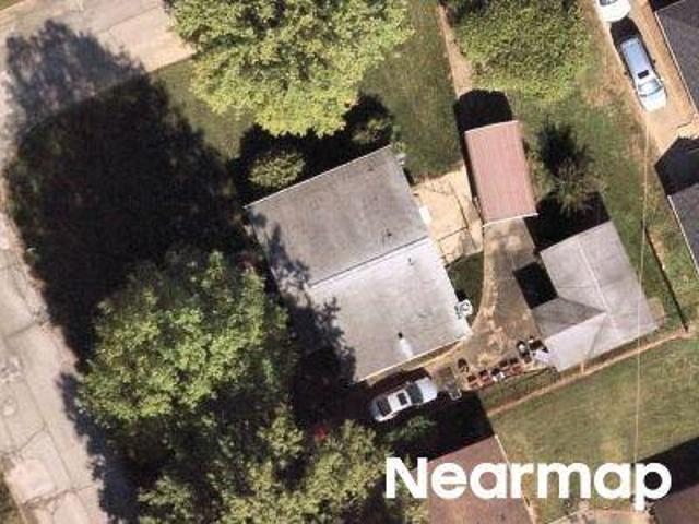 N Helfrich Ave