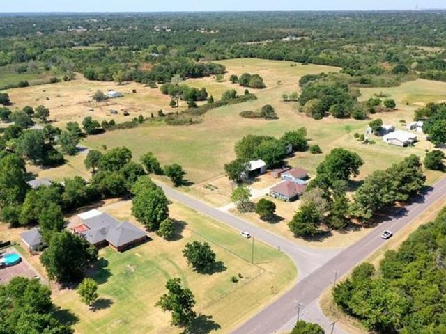 N Henny Rd, Jones, OK 73049
