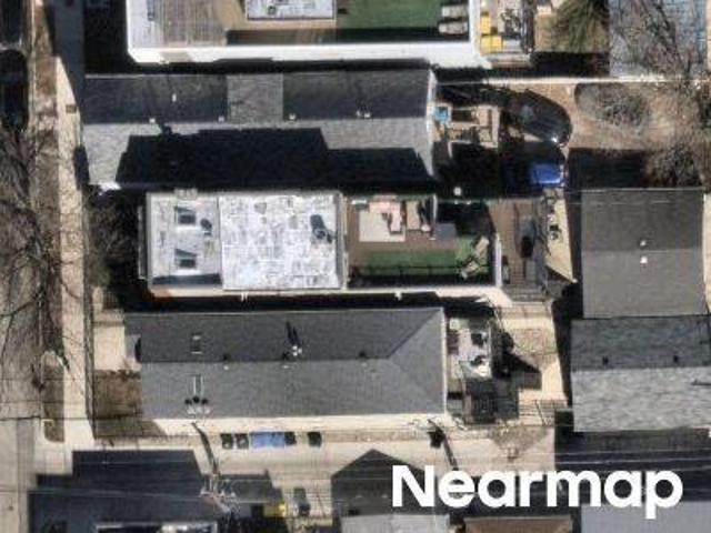 N Hermitage Ave