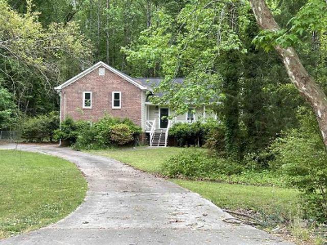 N Hickory Ln