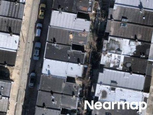 N Hicks St