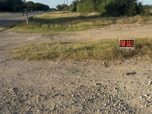 N Highway Lot,natalia, Plot For Sale