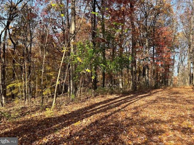 N Hill Church Rd, Hummelstown, PA 17036