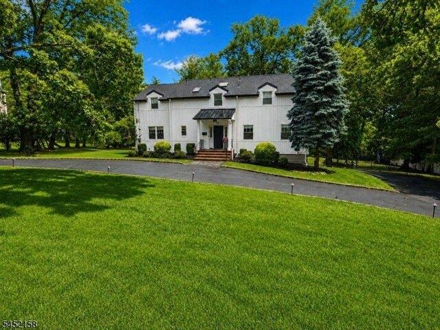 N Hillside Ave, Livingston, Home For Sale