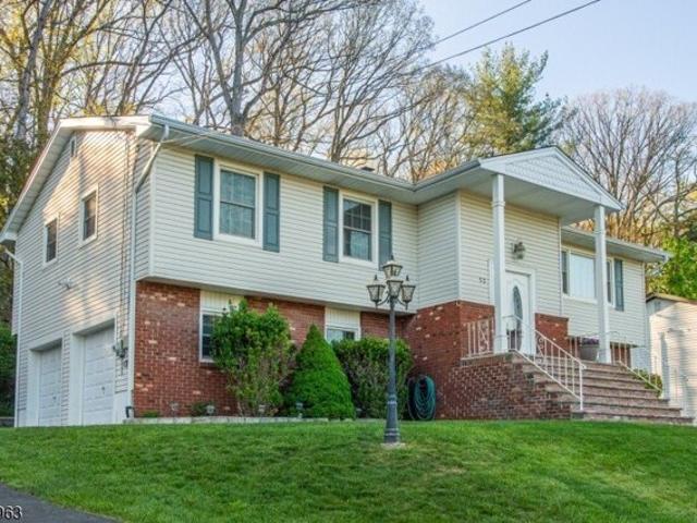 N Hillside Ave, Roxbury Township, Home For Sale