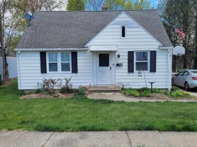 N Hoadley St, Naugatuck, Home For Sale