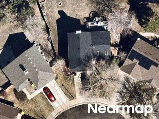N Holcomb Cir