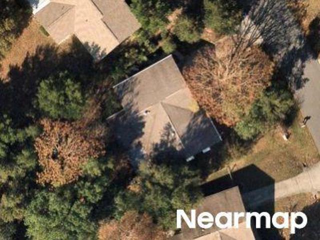 N Honeylocust Dr
