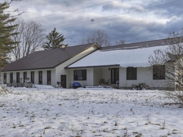 N Howland Rd, Howland, Home For Sale