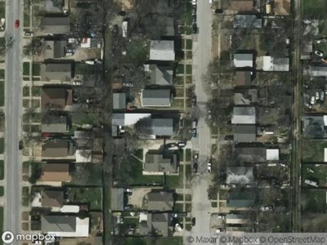 N Houston St