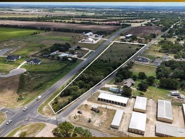 N Houston St, Lorena, TX 76655