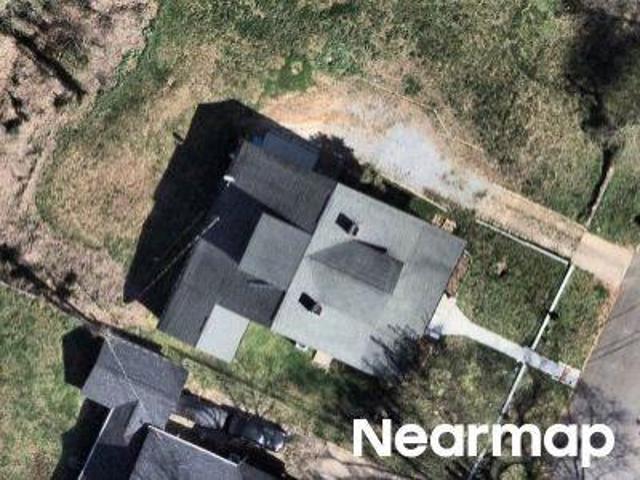N Inman Ave