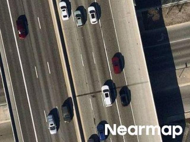 N Interstate 35