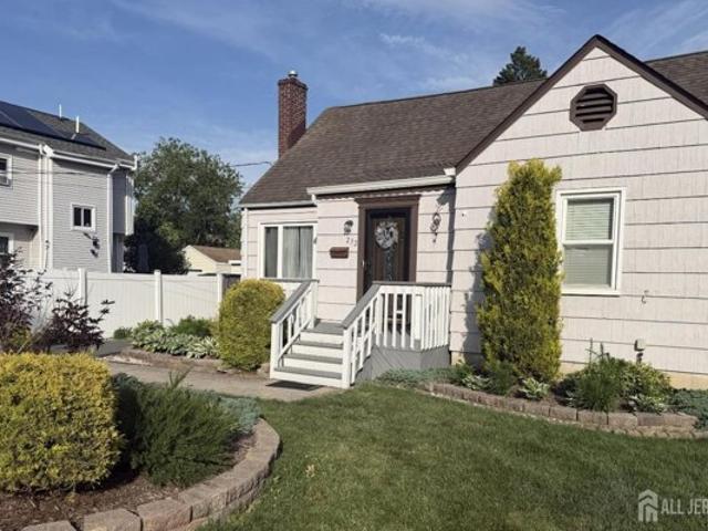 N Jackson Ave, North Plainfield, Home For Sale
