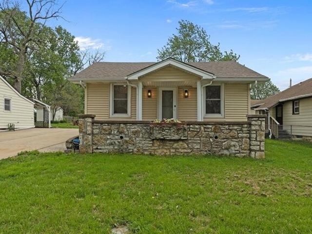 N Jackson Ave, Kansas City, Home For Sale