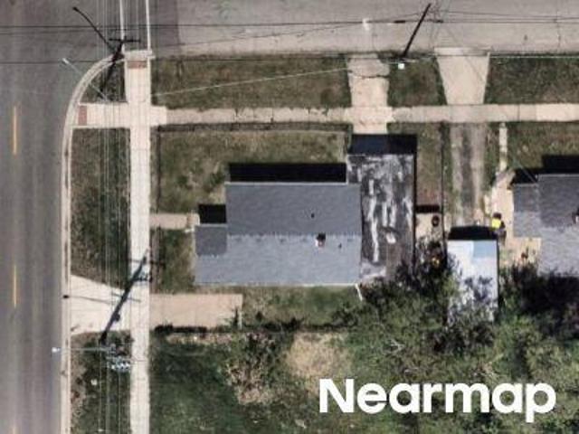 N Johnston Ave