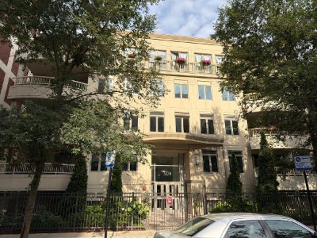 N Kenmore Ave Apt 2c
