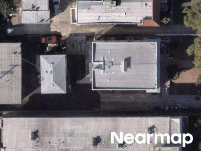 N Kenmore Ave