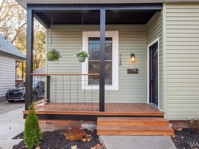 N Kingshighway St, Saint Charles, Home For Sale