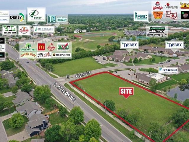 N Klein Cir, Derby, KS 67037