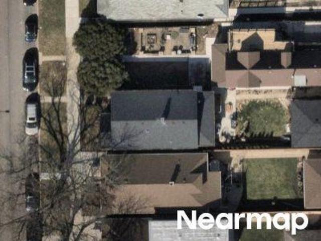 N La Crosse Ave