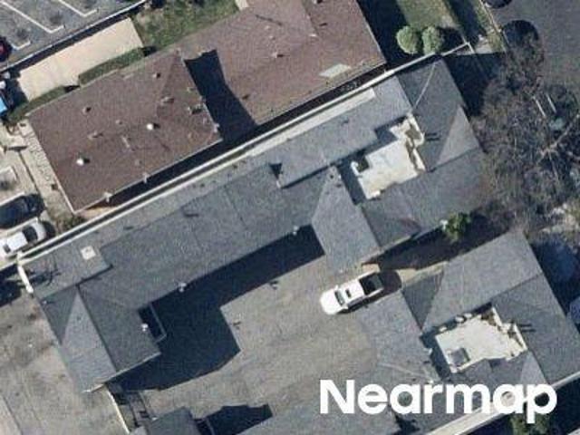 N Lacy St