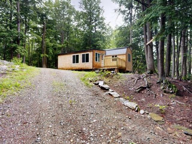 N Lakeview Dr, Litchfield, Home For Sale