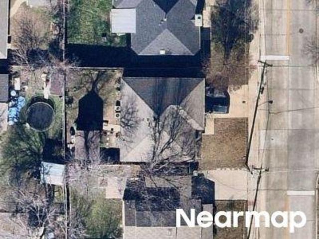 N Lakeview Dr