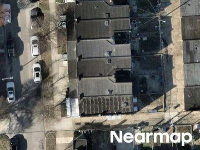 N Lakewood Ave