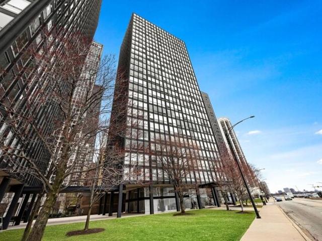 N Lake Shore Dr Apt D, Chicago, Home For Sale
