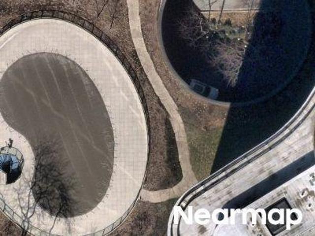 N Lake Shore Dr Apt 1701