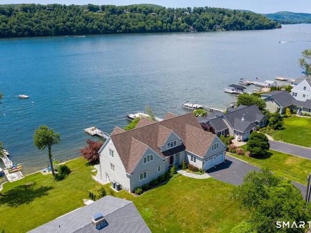 N Lake Shore Dr, Brookfield, Home For Sale