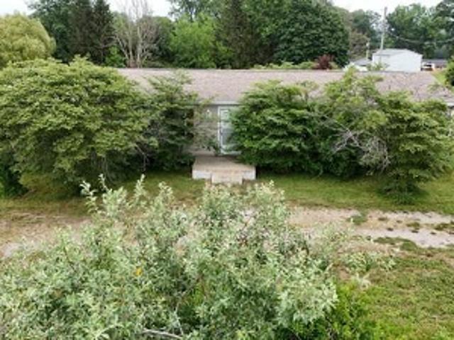 N Lake Road 26 E