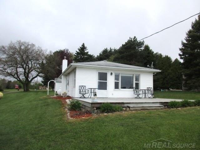 N Lakeshore Rd, Deckerville, Home For Sale