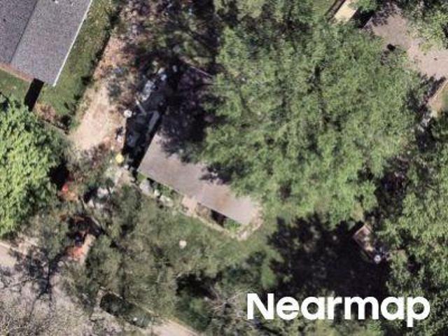N Lancaster Dr