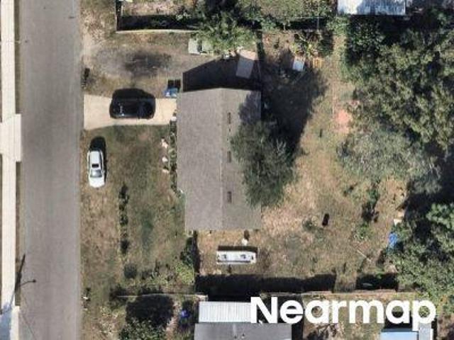 N Lancelot Ave
