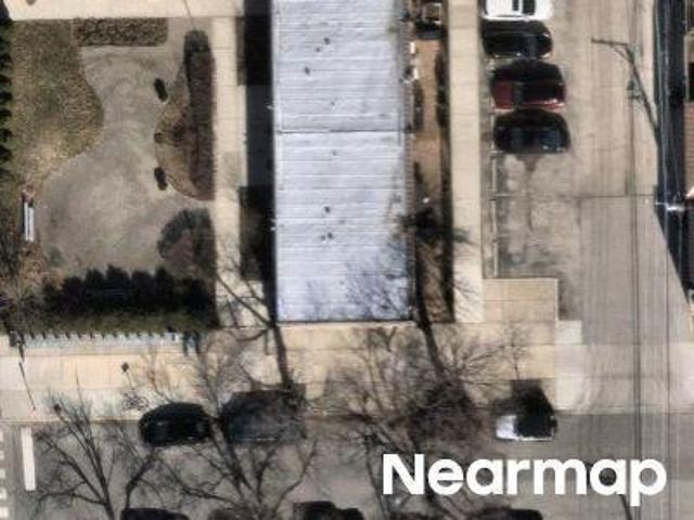 N Larrabee St # A