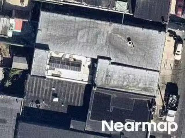 N Lawrence St