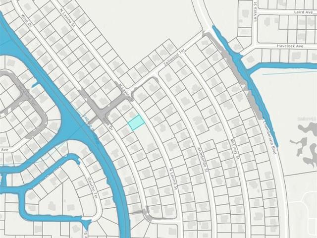 N Lavina St, North Port, FL 34286