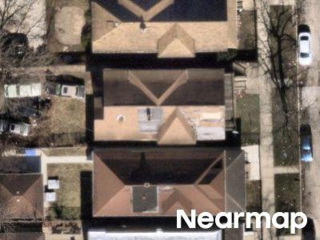 N Leclaire Ave