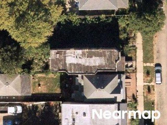 N Leamington Ave
