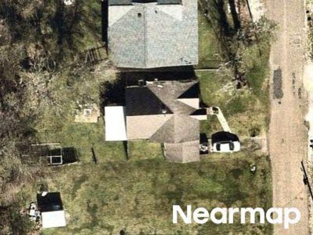 N Leah St