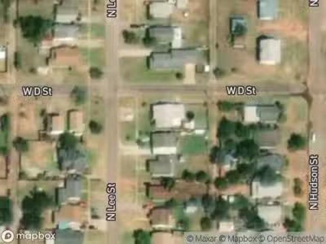N Lee St