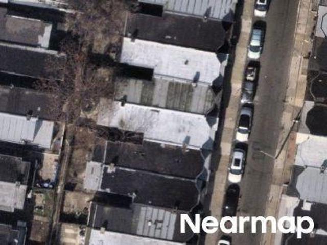 N Lee St